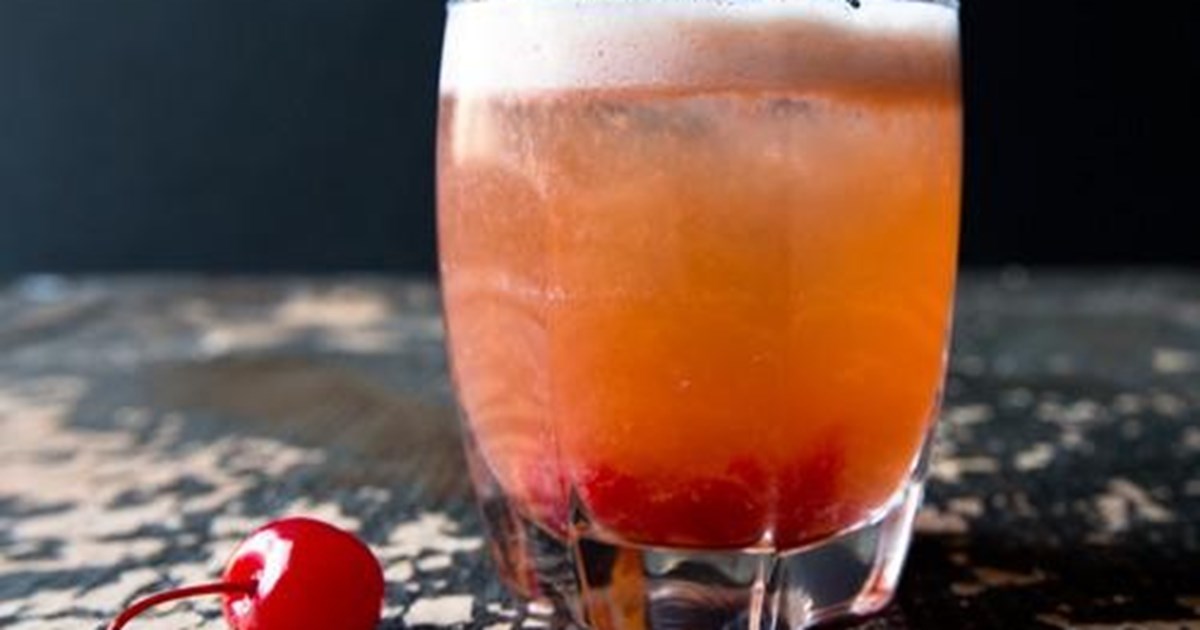 Τέσσερα φρέσκα cocktails για ένα καλύτερο καλοκαίρι