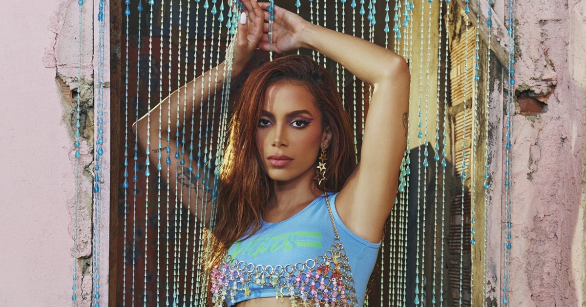 Anitta | H μεταγραφή της global superstar στην UMG και οι διακοπές στη ...